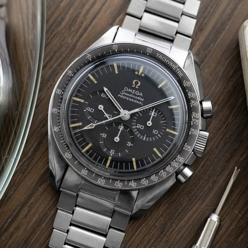 1966 Omega Speedmaster 105012 - TAT Flying Flying Club Caseback Engrav ...